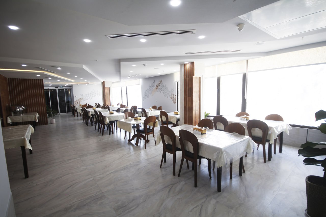 Arman Ziafat Amir Khanloo & Pesaran Online Booking